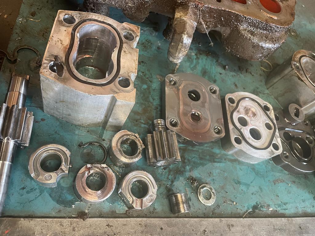 Hydraulic Cylinder Ram Refurbishment – Peter Cliff & Sons Ltd | 01260 ...